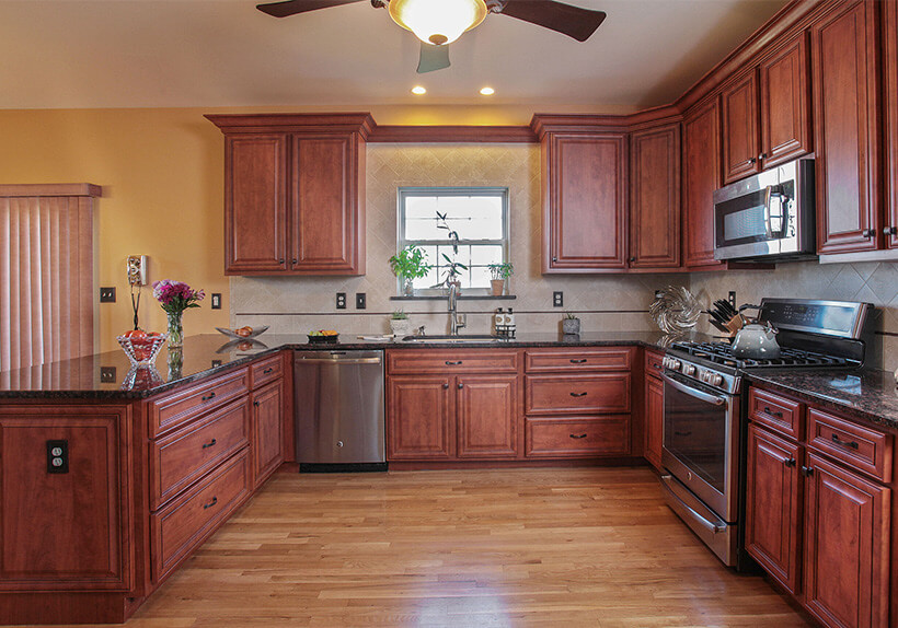 Kitchen Cabinet Refacing | Kitchen Remodeling | Kitchen Magic